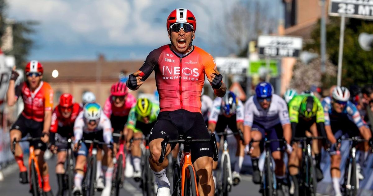 Caleb Ewan tái xuất ấn tượng với chiến thắng tại Italia